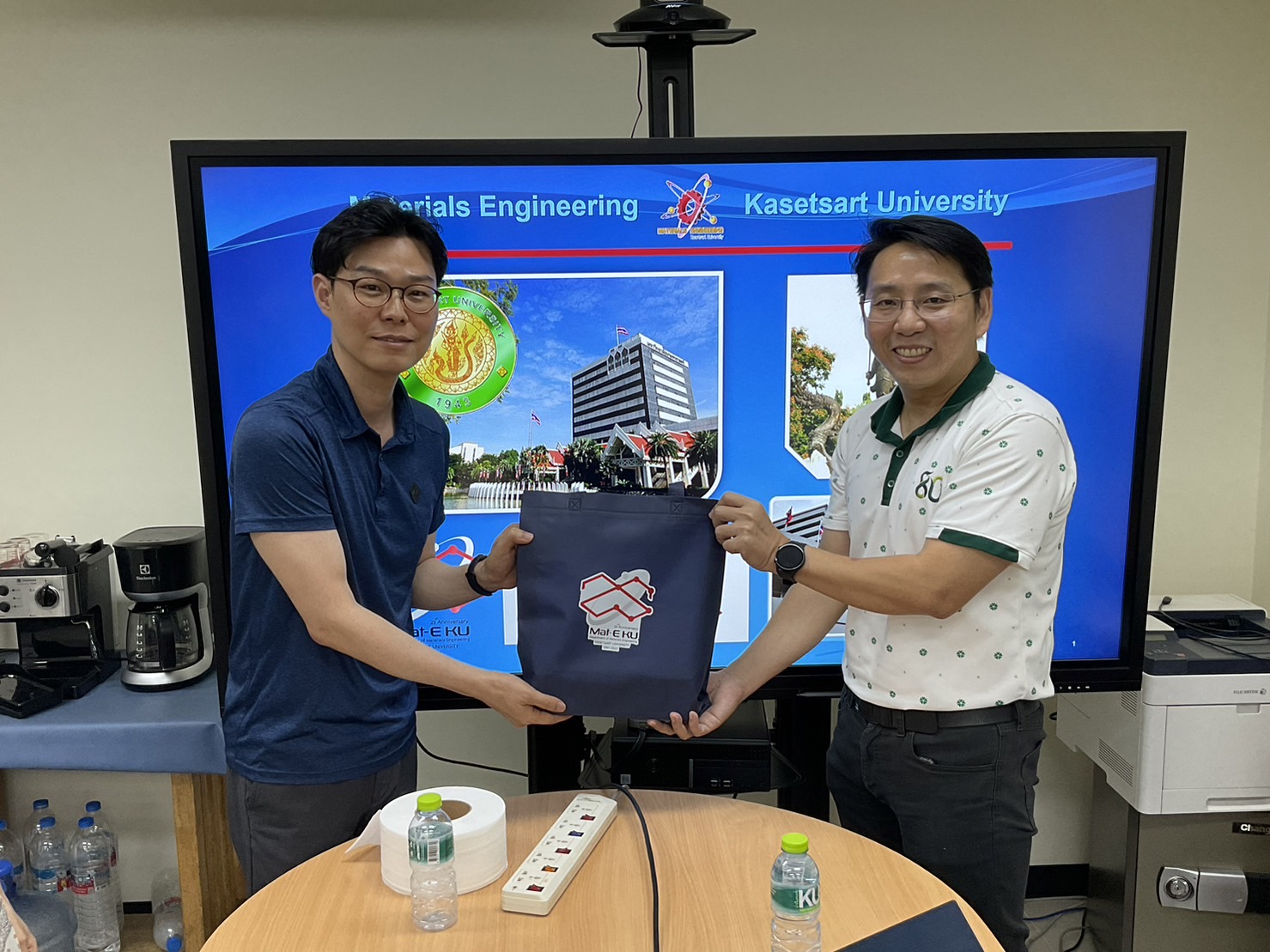 ต้อนรับ Pusan National University (PNU) และ Korea Marine Equipment Research Institute (KOMERI ...